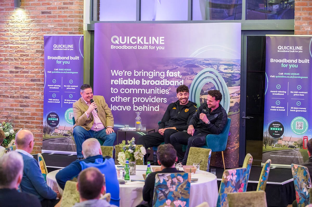 Hull City supporters got to meet the players | Quickline